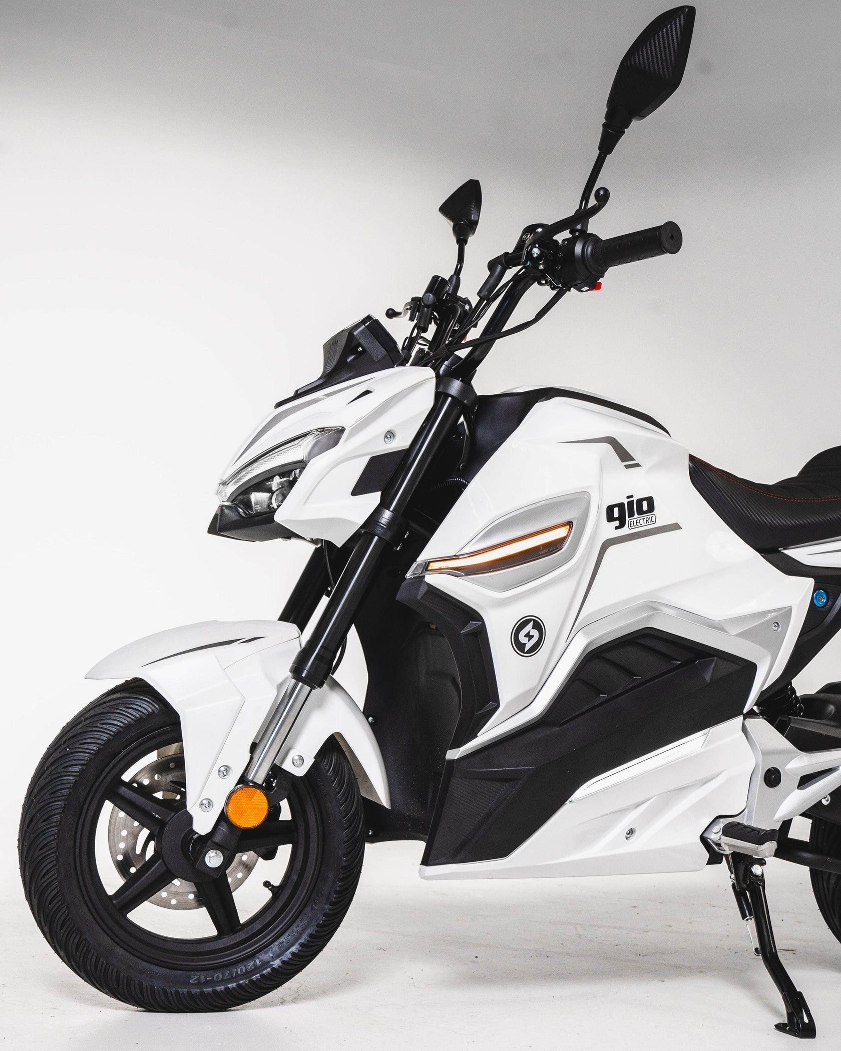 GIO G2000 ELECTRIC SCOOTER - 72V 30Ah 2000W, anti-theft alarm, top spe ...